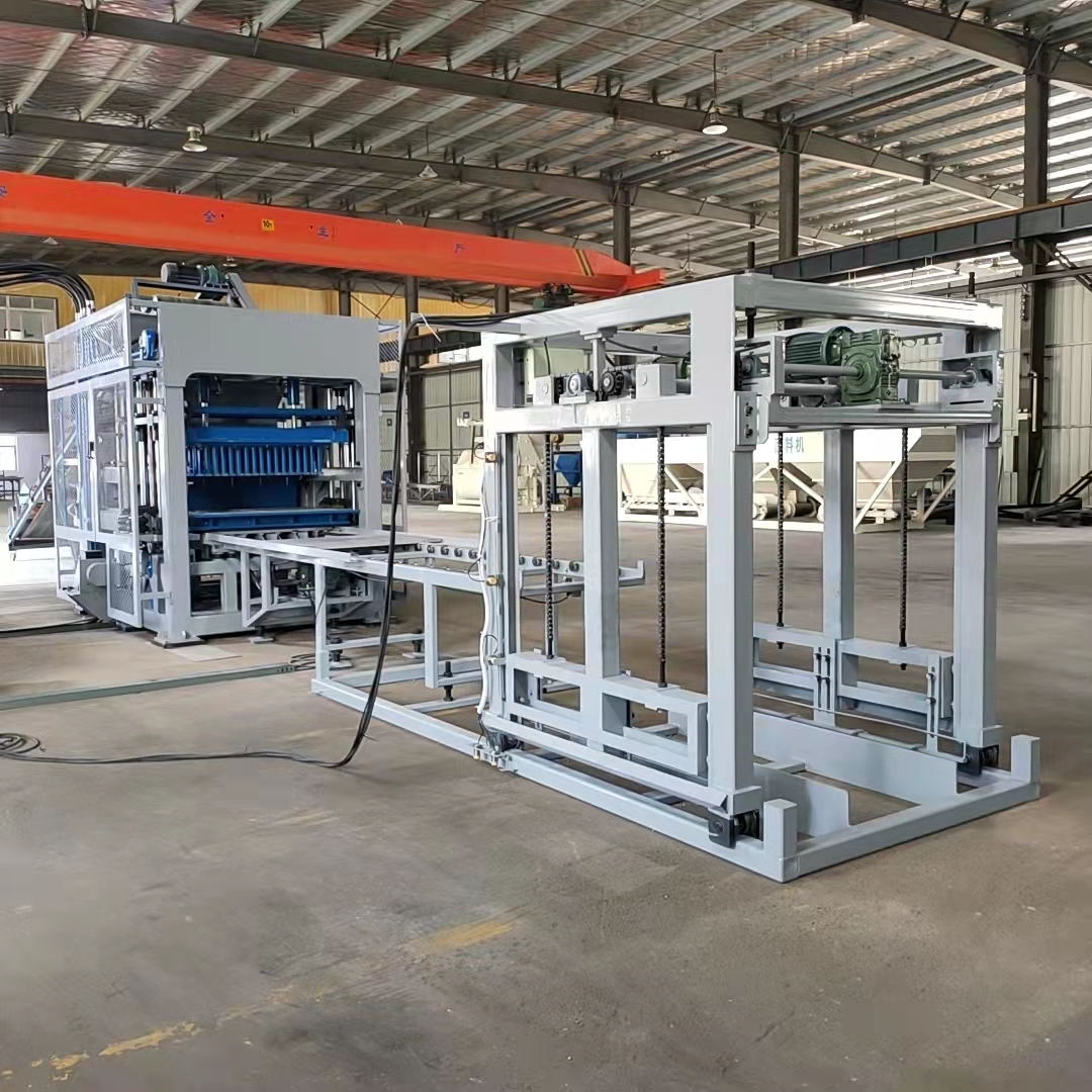 China Customized QT4-35 Semi-automatic Interlocking Soil Cement Brick ...