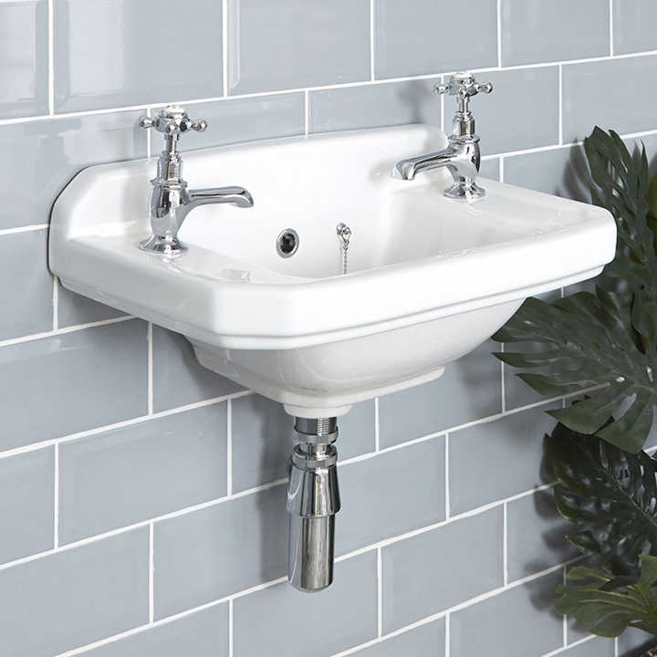 Traditional Cloakroom Classic Basin - Vintage Charm