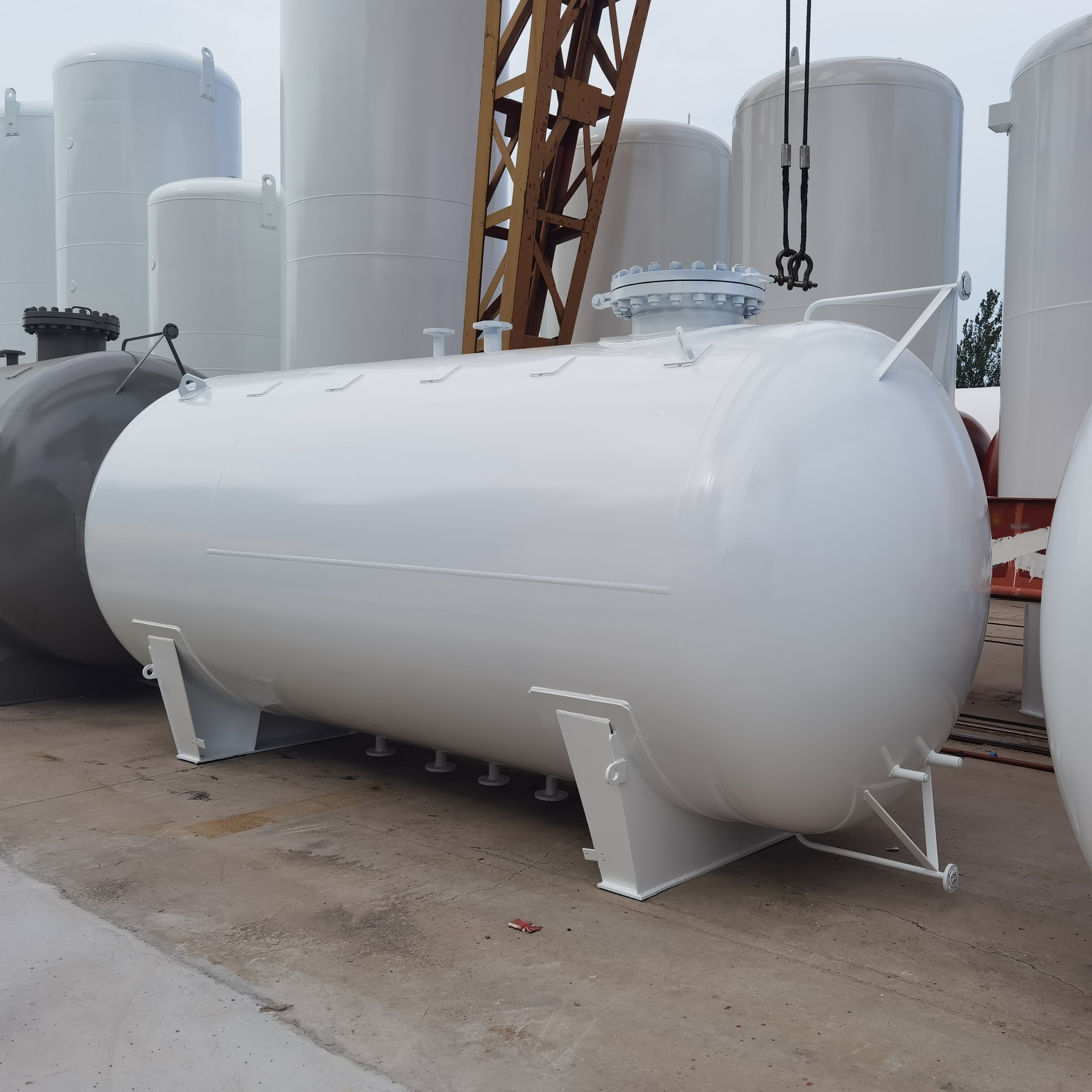 Maximize Efficiency with Durable bulk lpg gas storage tank for Chemical ...