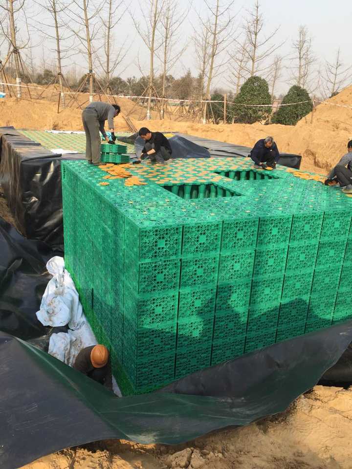 50T Plastic Modular Stormwater Soakaway Crate - Durable & Efficient