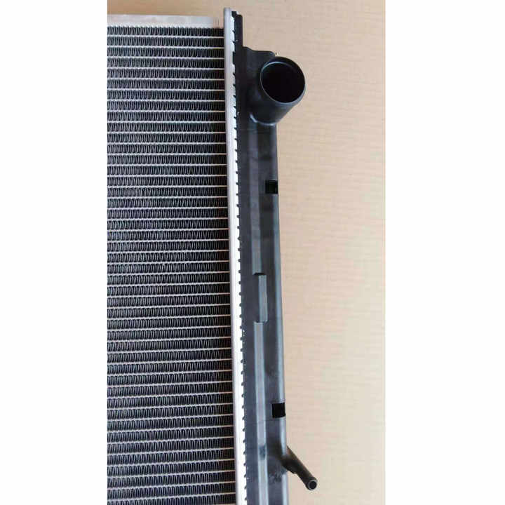 三菱Canter 3.0dittd 2010 ME418713的铝制汽车散热器| Alibaba.com