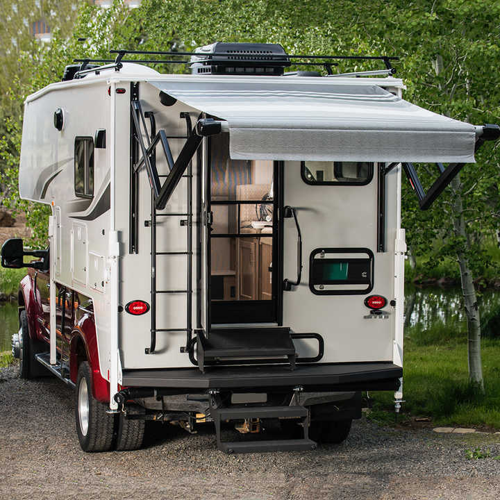 2024 Luxury RV Camper - off-Road Travel Trailer Truck Camper
