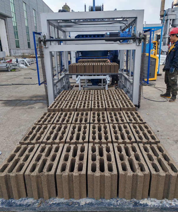 QT18-15 Full Automatic Hollow Block Making Machine Sales Price to ...