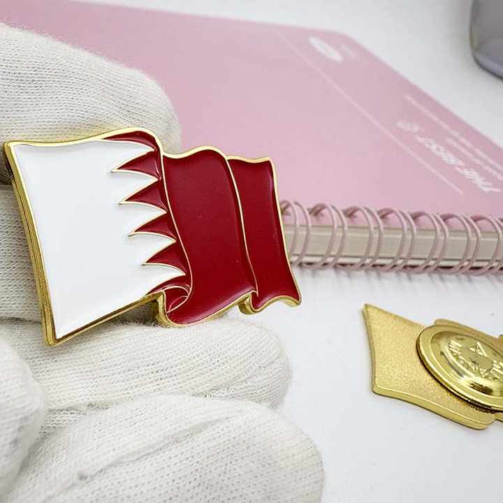 Custom Shield Shape Bahrain National Day Emblem Magnetic Badge Soft ...