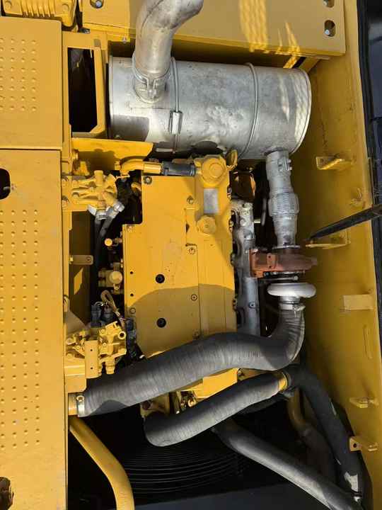 Japan Original Used Caterpillar 320D2 Excavator Second Hand CAT3 20D 2 ...