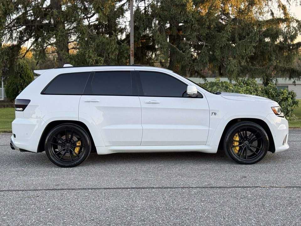 2024 USED Jeep Grand Cherokee Trackhawk SUV CAR| Alibaba.com