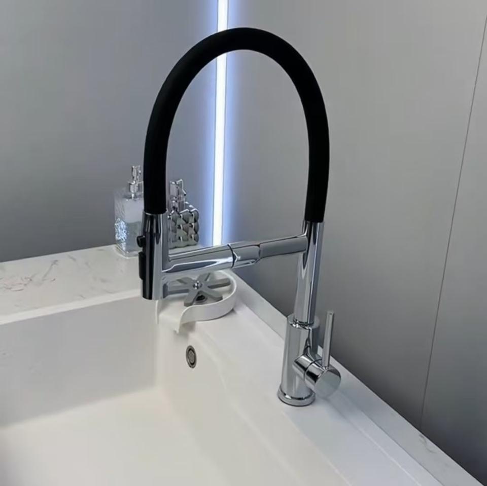 Contemporary Gun Gray Kitchen Faucets Pull Down Sprayer Faucet Hot and ...