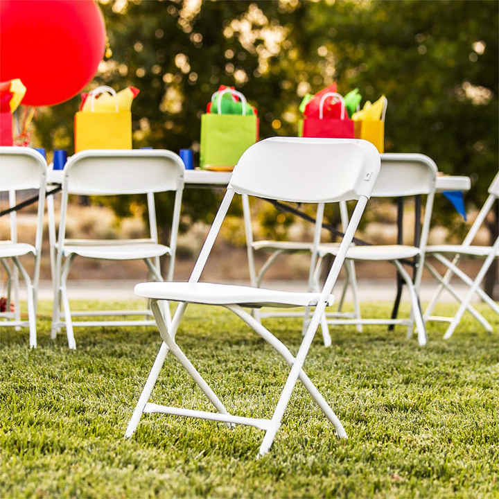 Outdoor White Black Colors PP Plastic Metal Folding Chair
