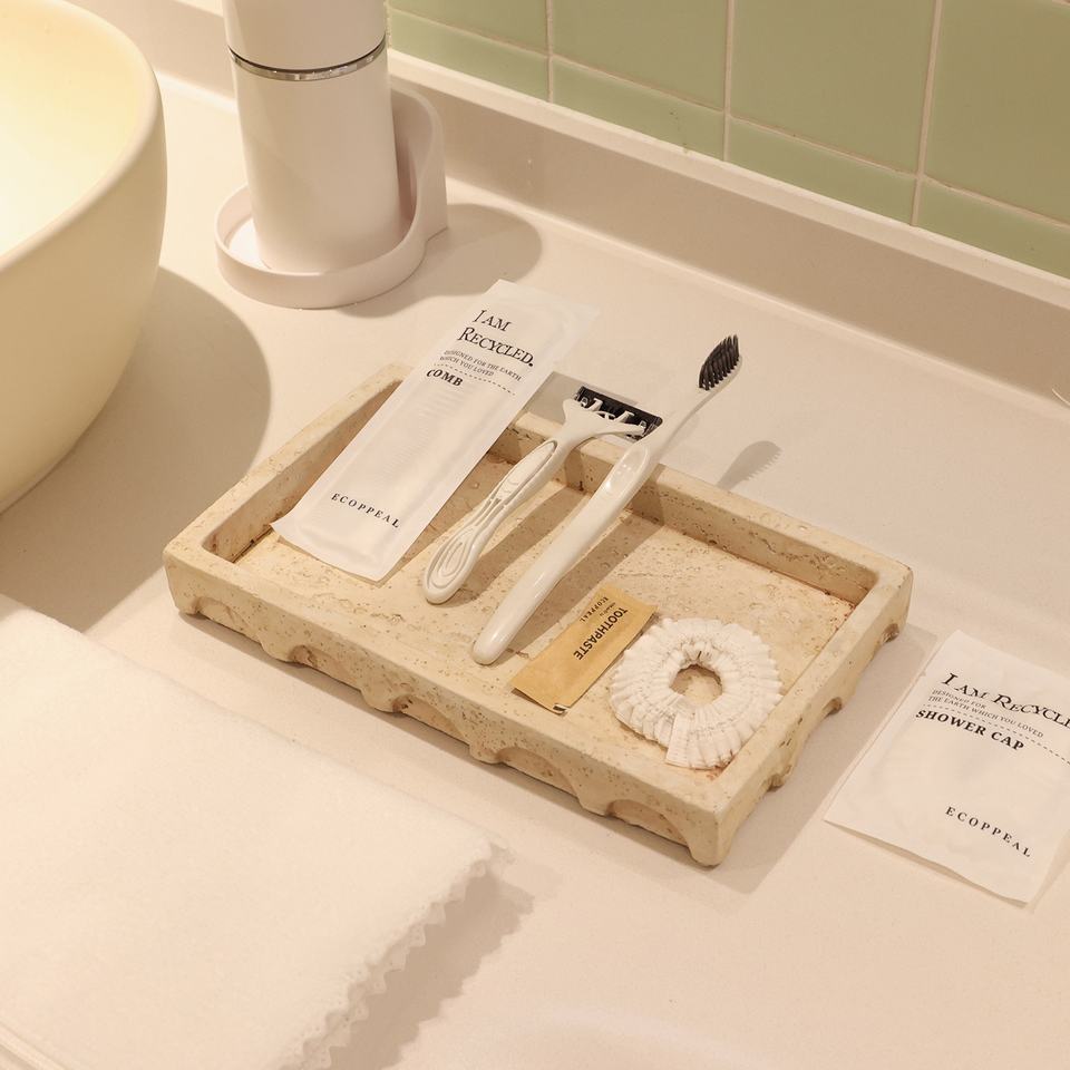 GRS Certified Hotel Dry Amenities Kit Sustainable Packaging with ...