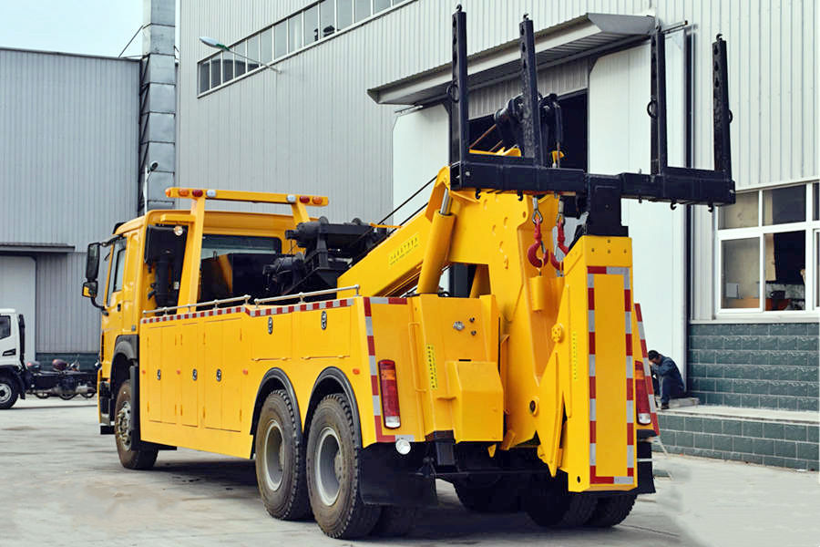 HOWO Shacman Heavy Duty Wrecker Towing Trucks - 25 to 60 Tons