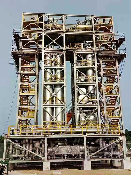 Factory Custom Mini Crude Oil Refinery Plant Turnkey Crude Oil Refinery ...