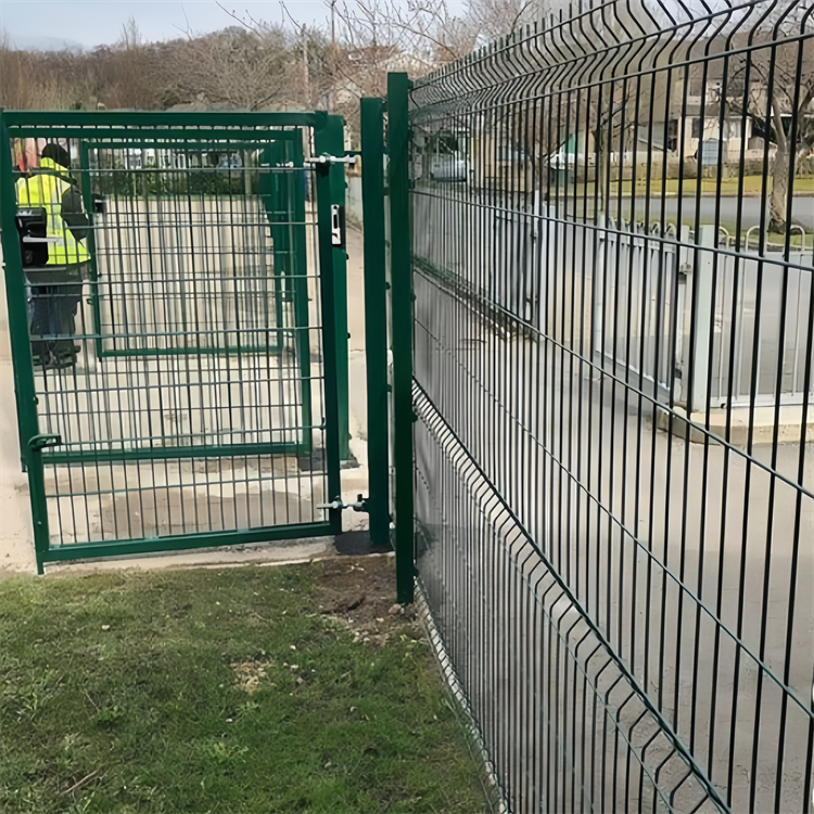 3D Wire Mesh Fence Panels 3D Metal Security Fence with Iron Frame ...