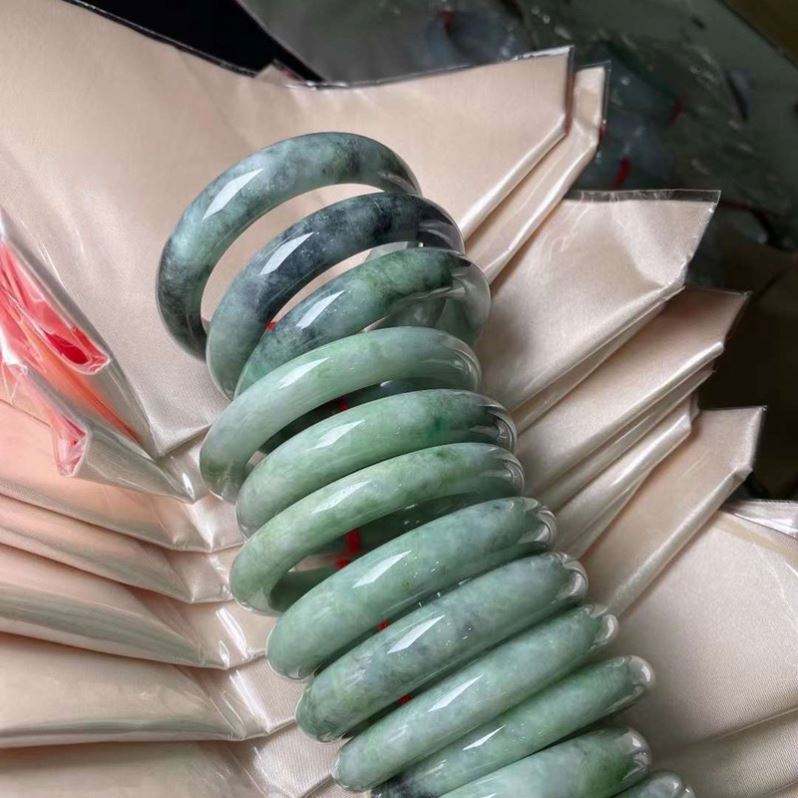 How to Choose the Best Jade Burmese: A Complete Buying Guide