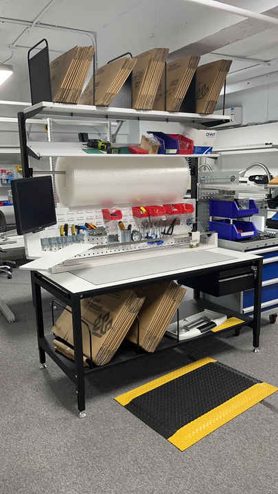 warehouse table for packaging packing workshop station bubble wrap ...