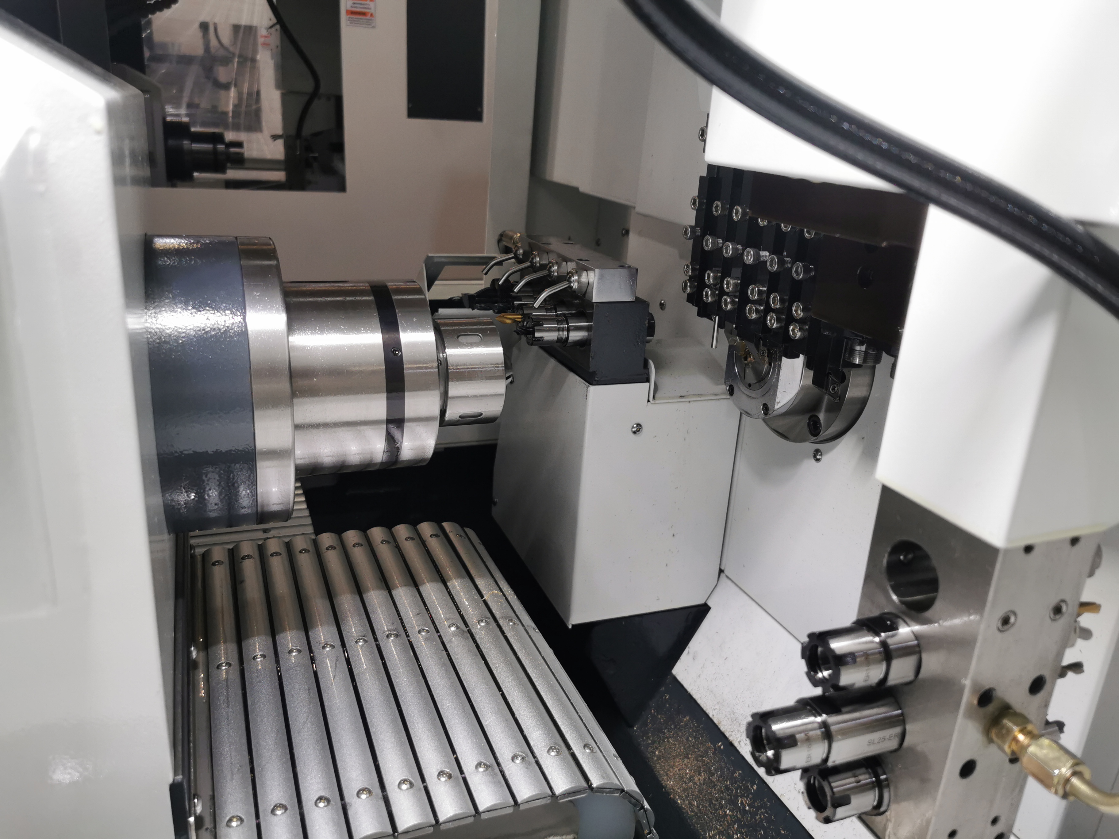 5 axis RC325 CNC swiss lathe swiss type cnc automatic lathe machine-Dalian R&C Machinery Co., Ltd.