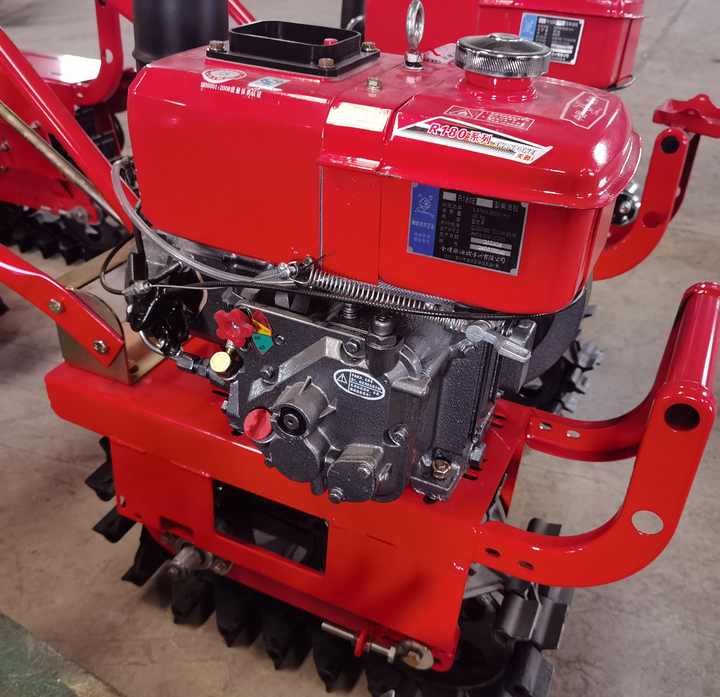 180E Water-Cooled Diesel Engine Power Single Chain Track Micro Tiller