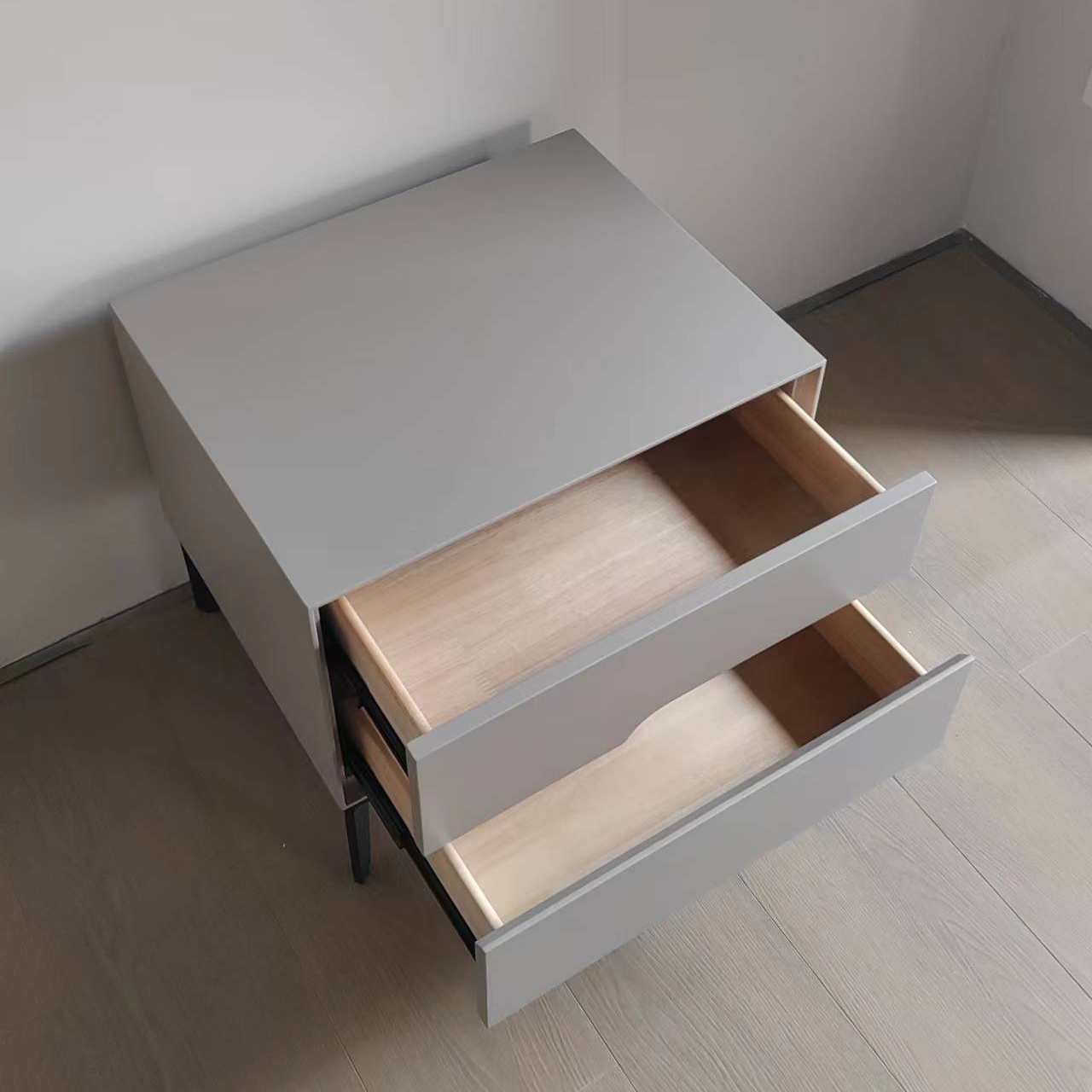 How to Choose the Best Bedside Cabinet: A Complete Buying Guide