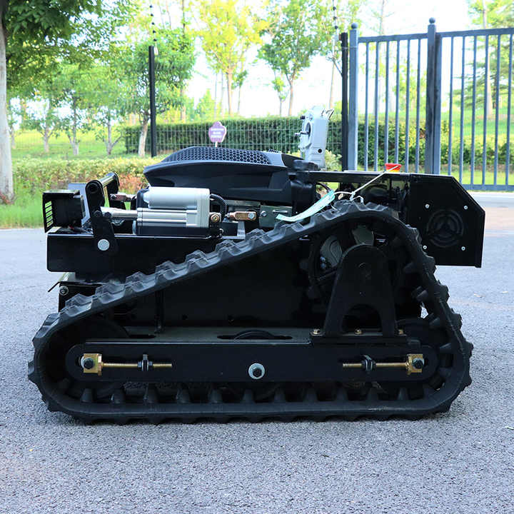 Mini Crawler Grass Cutter - Efficient Remote Control Mower