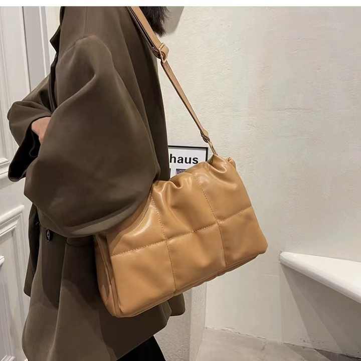 Ins Fashion Soft PU Leather High Quality Simple Fluffy Handbag Capacity ...