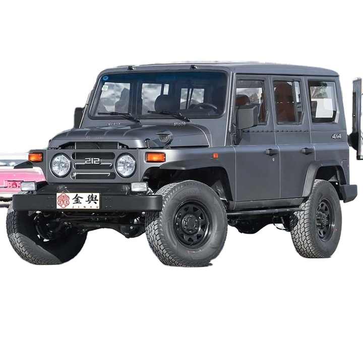 Baw Bj212 Gelände-Suv Benzin 2.4 T 211 PS Hochleistungs-Manualarbeiterfahrzeuge 4WD chinesisches ...