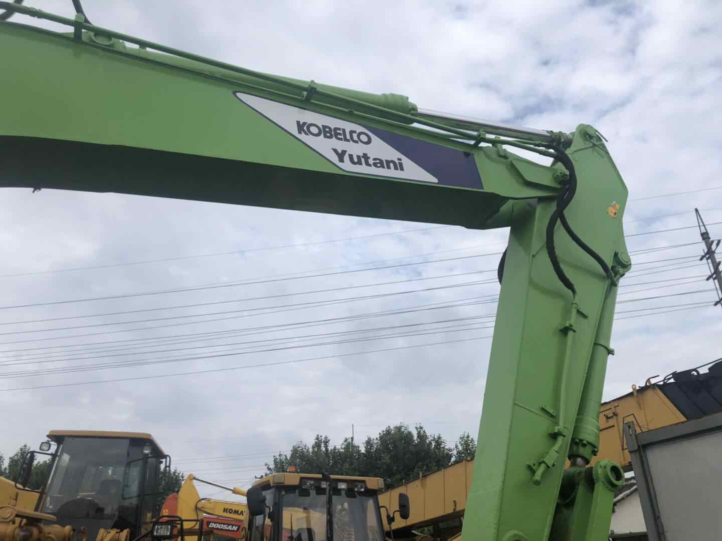 Ekskavator Kobelco SK100 - Kualitas Tinggi & Harga Rendah