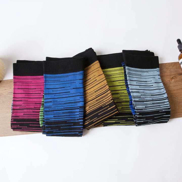 Custom Striped Gradient Colour Compression Socks Outdoor Running Sweat ...