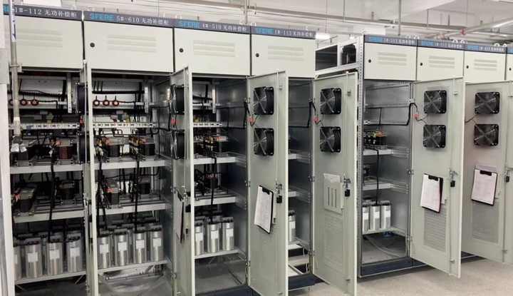 SVC Power Factor Capacitor Bank - Thyristor Switched
