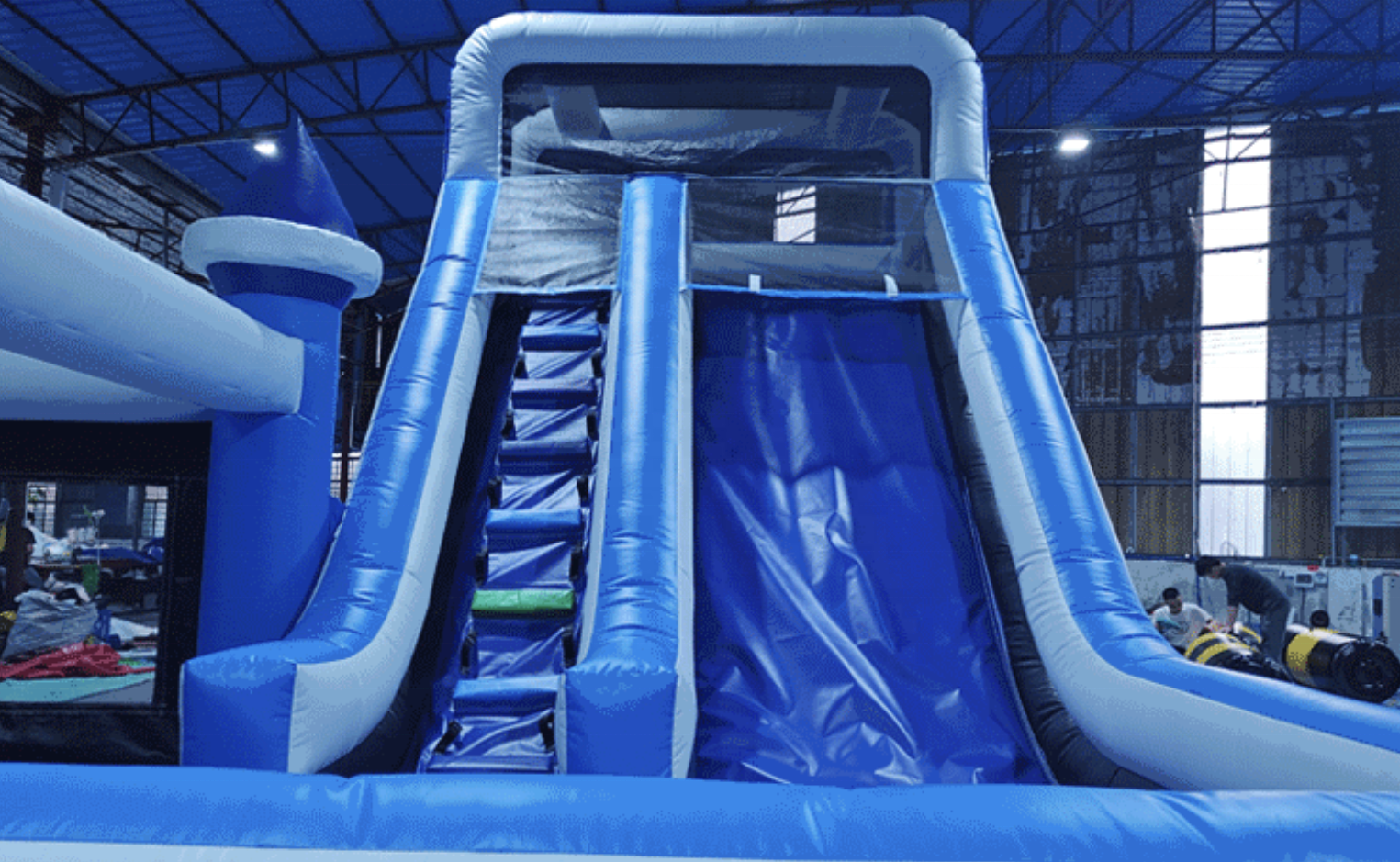Blowup Bounce House - Commercial Grade Inflatable for Kids