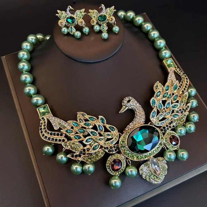 Vintage Premium Diamond Encrusted Zircon Glass Swan Stone Beads Gold ...