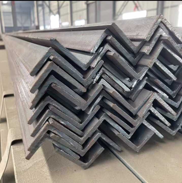 4mm Black Hot Rolled Carbon Mild Q235 Ss400 Steel Angle Iron Bar China ...