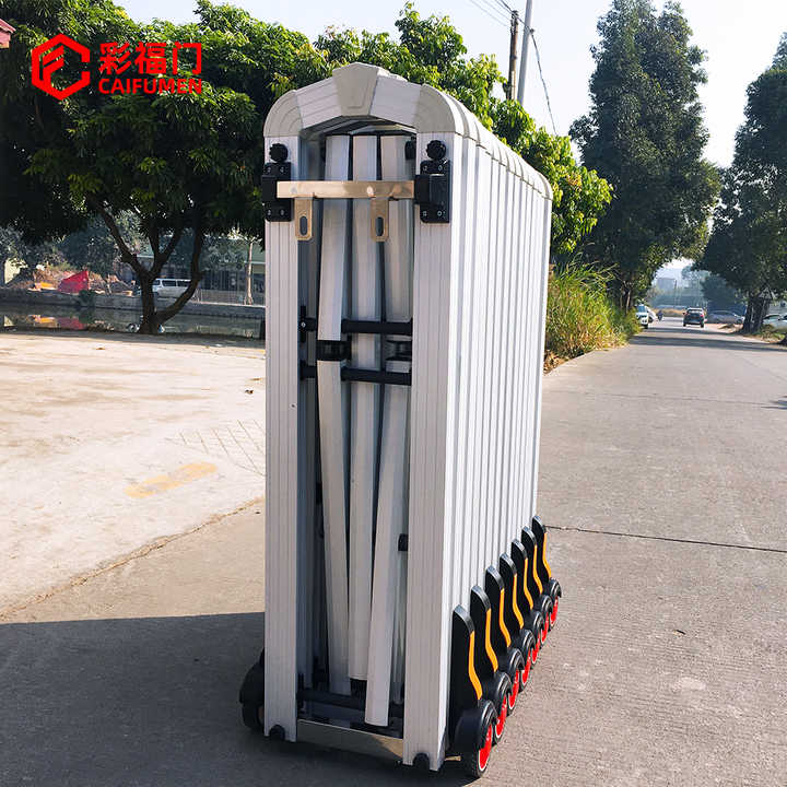 Retractable Traffic Barrier Isolation Fence with Wheels Movable ...