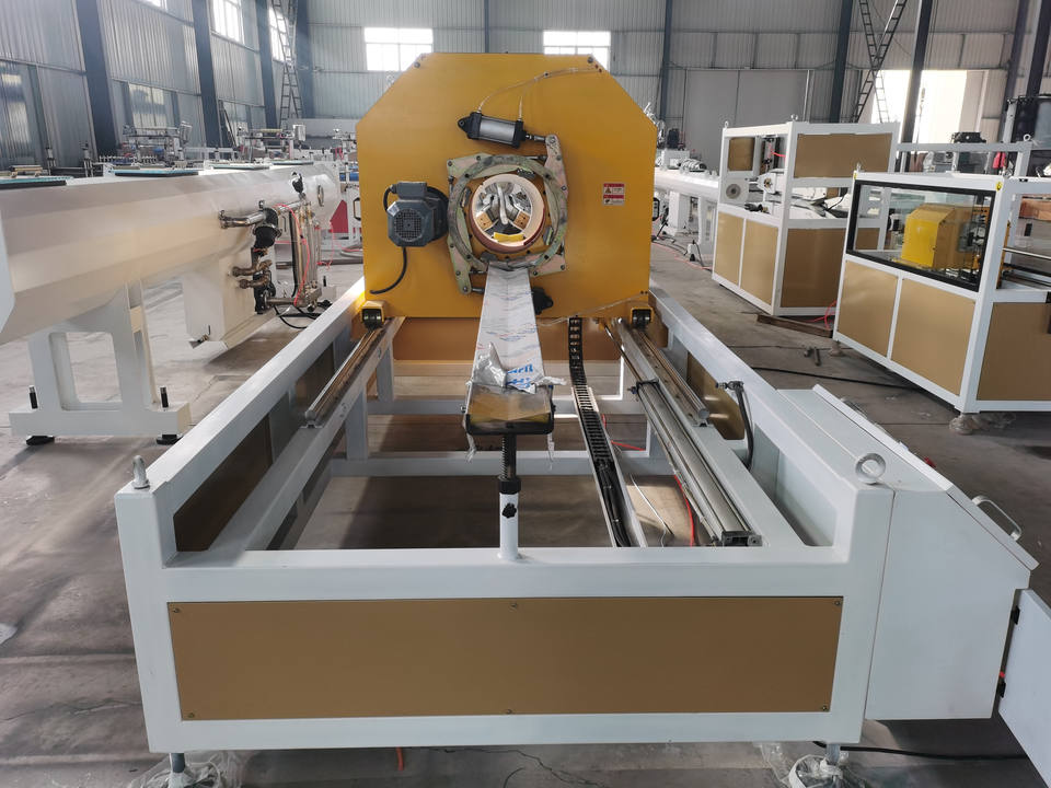 China Large Diameter HDPE Pipe Extrusion Line 315-630mm Water Gas ...