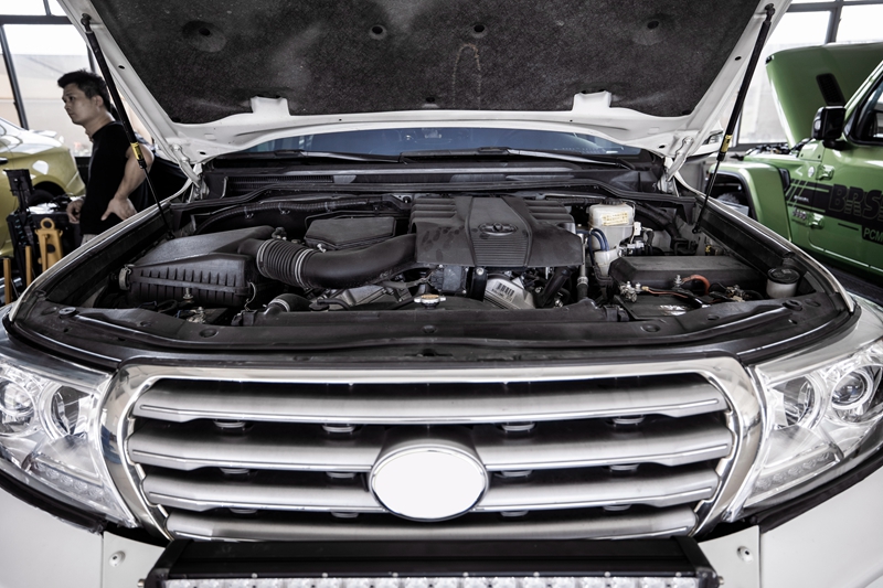 Toyota V6 Twin Turbo Engine - New High-Performance Diesel