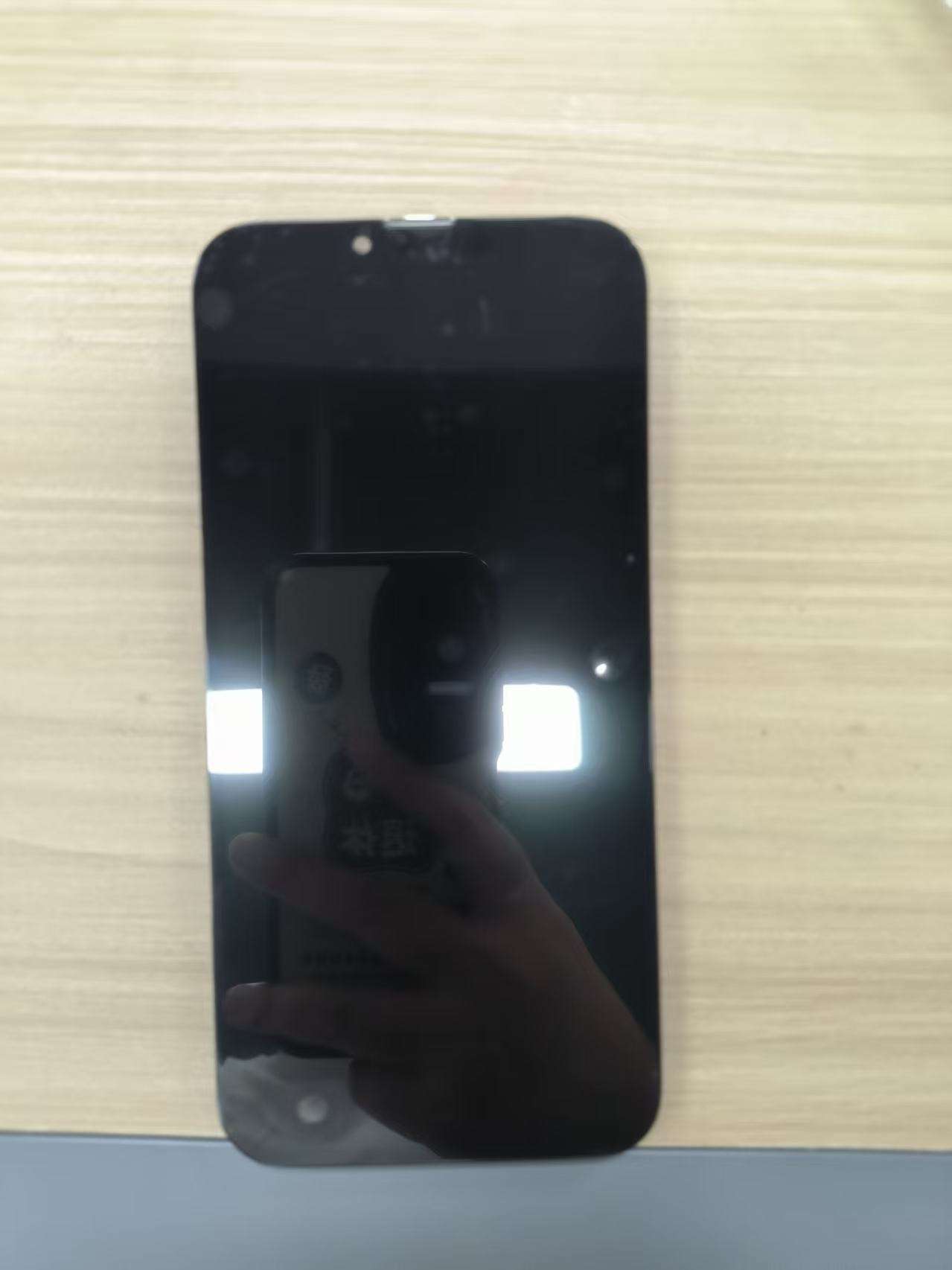 How to Choose an Original iPhone 14 Display: Buying Guide & Tips