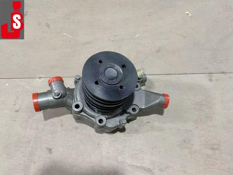 Good Quality Water Pump for Higer & Sunlong Buses with YC6112ZLQ Diesel ...