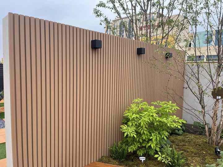 Low Maintenance WPC Engineered Outdoor Wall Cladding