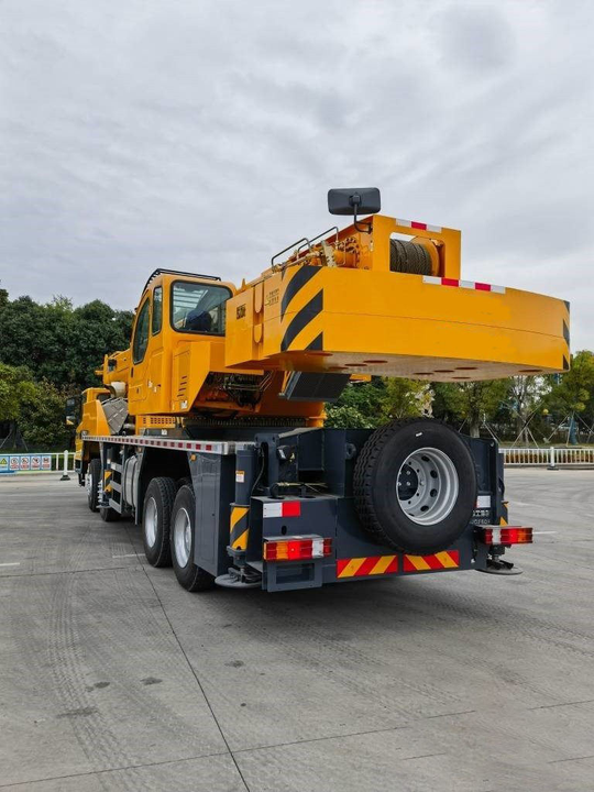 Truck Crane With Spare Parts 45m Boom Length QY50K5D-3 50 Ton with Two Rooms for Large-Scale ...