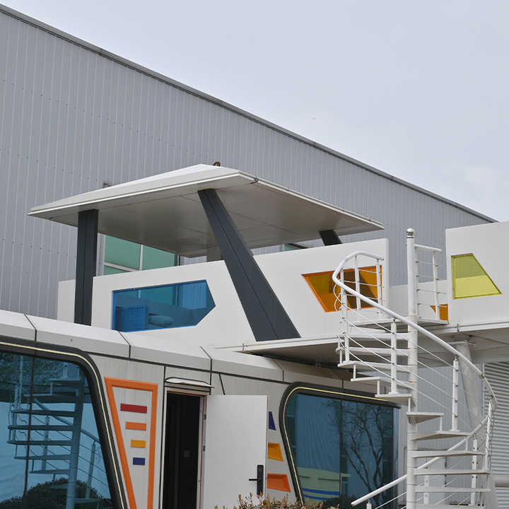 Smart Removable Homes Prefab Capsule House With Bathroom Sunshine Room ...