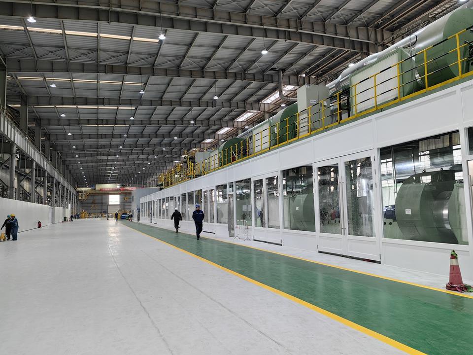 Semi-Automatic CCL Continuous Color Coating Production Line with ...