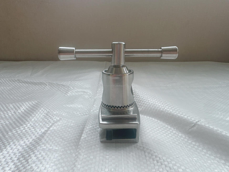 Manual 304 Stainless Steel Universal Clamp for Operating Table| Alibaba.com