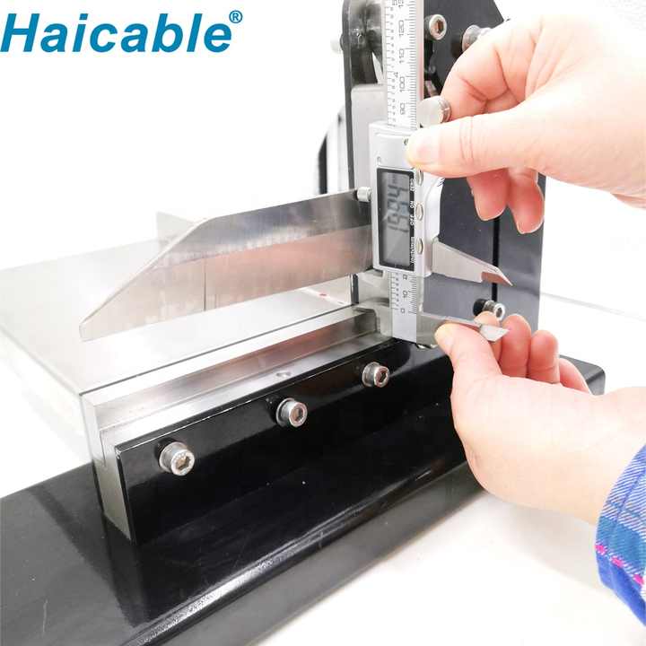 Wire Duct Cutter Angl WT-3 - Efficient Cable Management