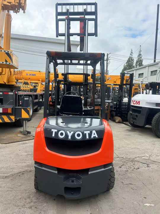 2022 Diesel 3 Ton Used Toyota 8FD30 8FD25 8FD45 Forklift Japan Original toyota FD30 diesel ...