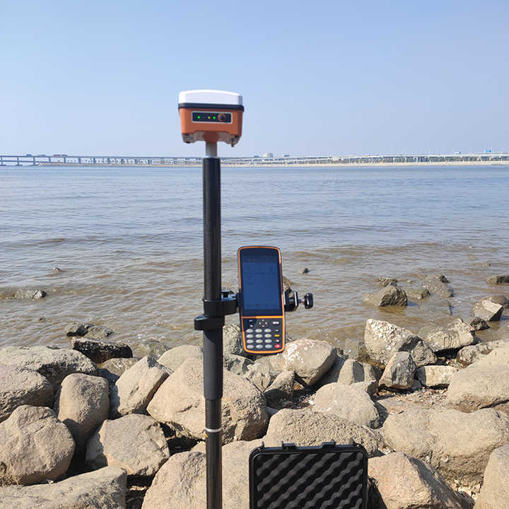 Full Frequency RTK with Integrated GNSS Support Compact and Portable ...