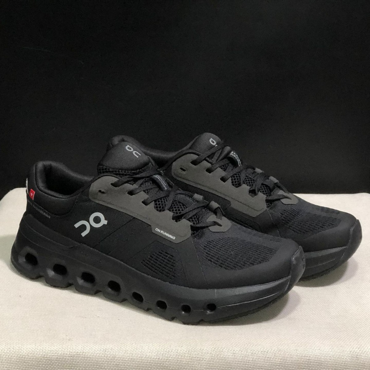 How to Choose Running Shoes on Cloud Original: Ultimate Buyer's Guide