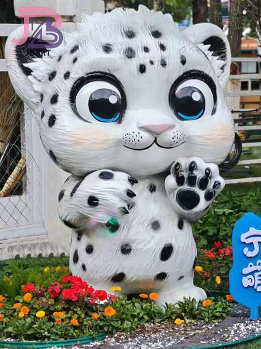 Outdoor Large Resin Statues Park Decorations Cute Lifelike Cartoon ...