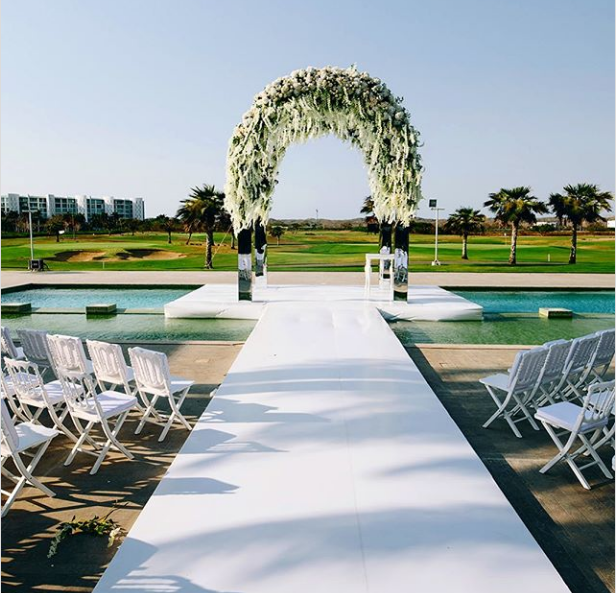 Sliver Mirror Carpet for Wedding Stage Decor - Buy Now
