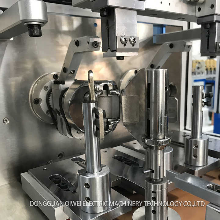 QIWEI Automatic Electric Coil Winding Machine for BLDC Motor