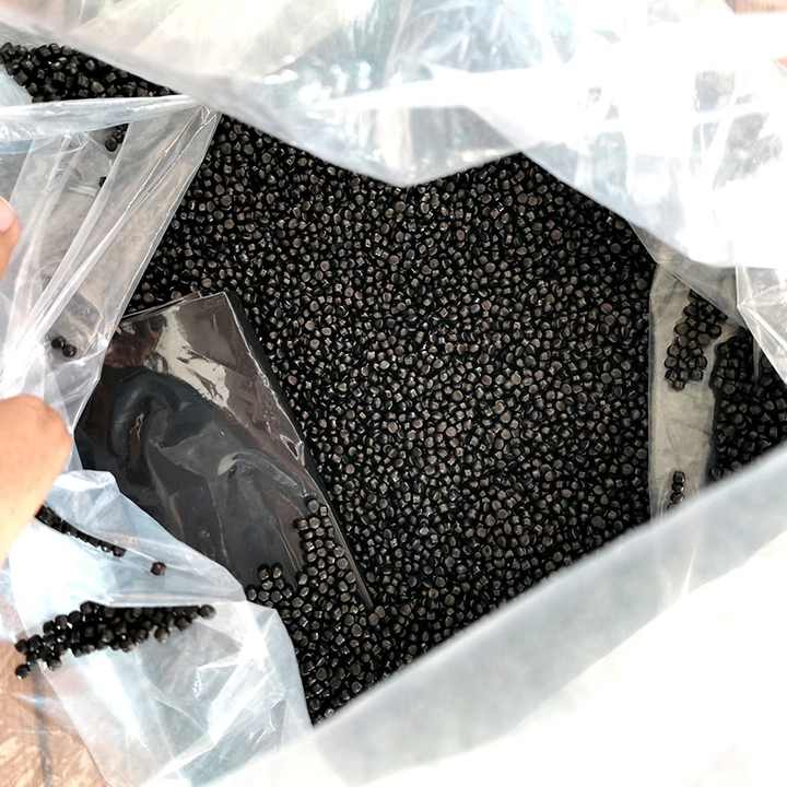 Black PP Recycled Plastic Pellets - High Impact Resistance