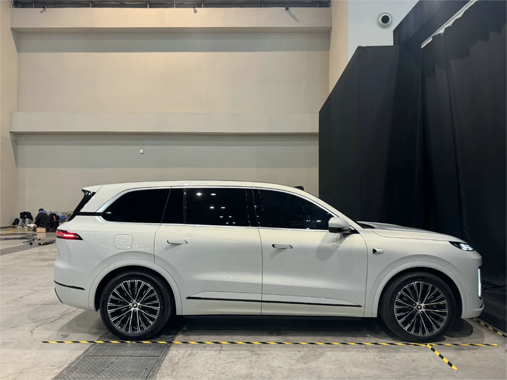 Compact SUV High Quality Deepal S09 2025 With High Level Intelligent Driving Extended Range New ...