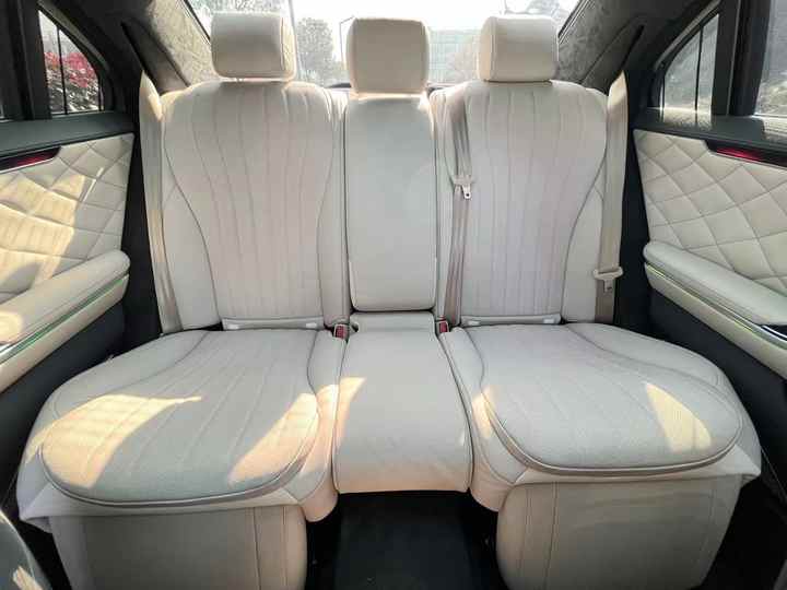 Luxury Maybach Interior Upgrade Kit for W221 to W223: Rear Seat ...